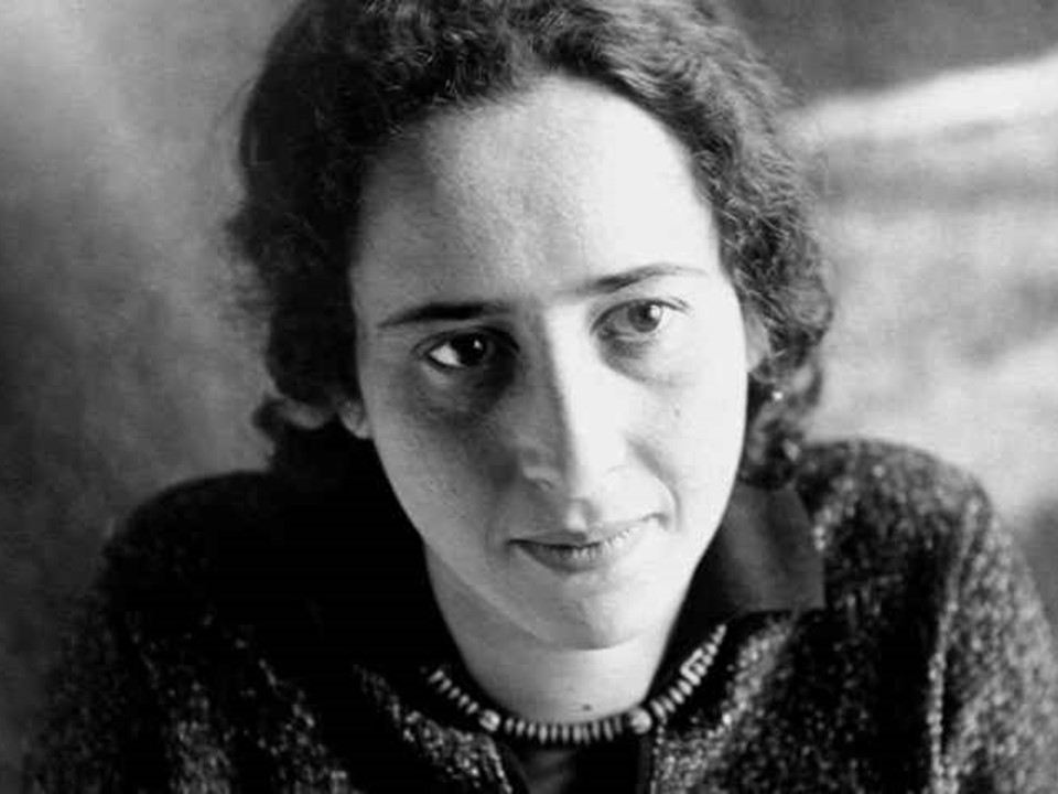 O que é política? de Hannah Arendt - Frags 1, 2b e 3b - Novos Pensadores